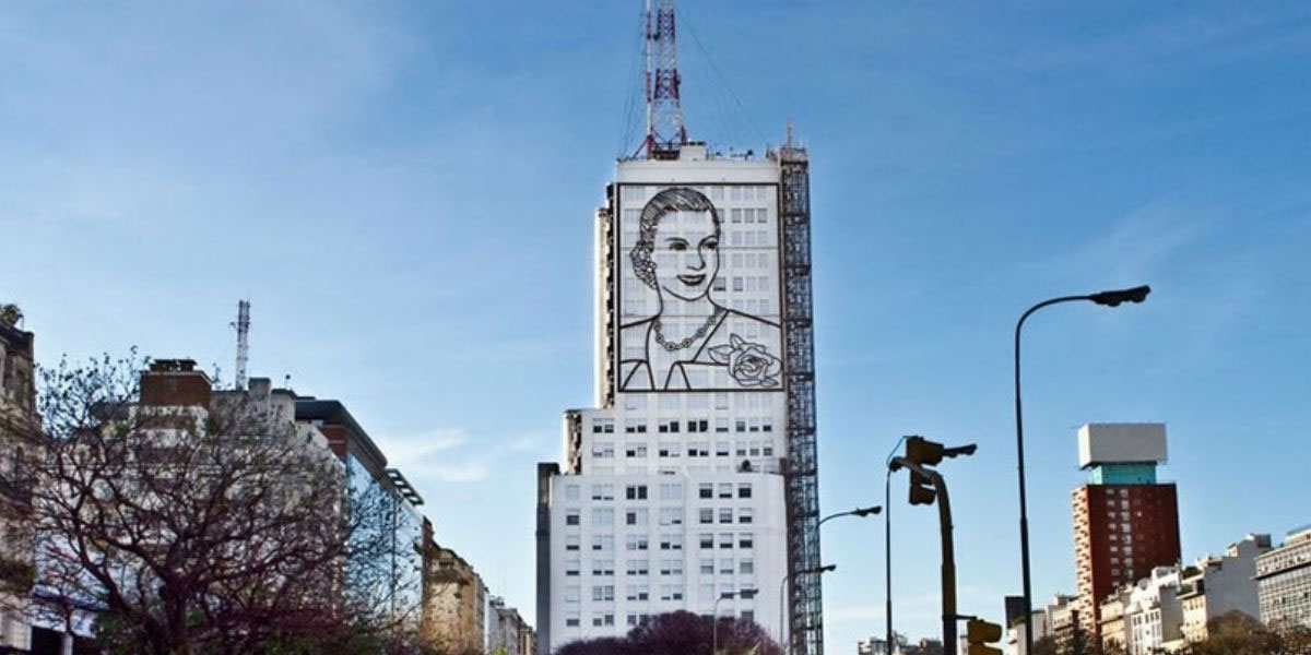 Murals of Eva Perón | Free Tour Buenos Aires